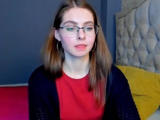 Caroline Reed (carolinereed) Nude on Cam. Free Live Sex Chat Room - CamSoda